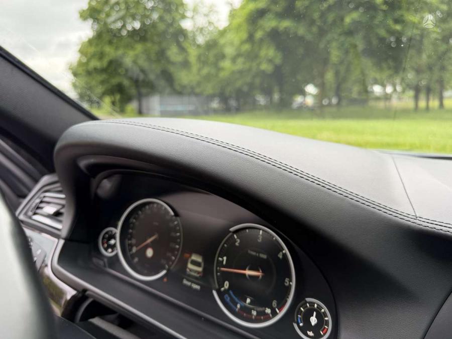 Grey BMW 535 2016 in Kaunas, with an engine capacity of 2.99 L and mileage of 117 thousand km for 13400 €, photo 22 on AUTOMOTO.COM.LV