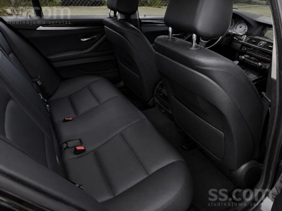 Grey BMW 535 2016 in Riga, with an engine capacity of 3.00 L and mileage of 188 thousand km for 12900 €, photo 20 on AUTOMOTO.COM.LV