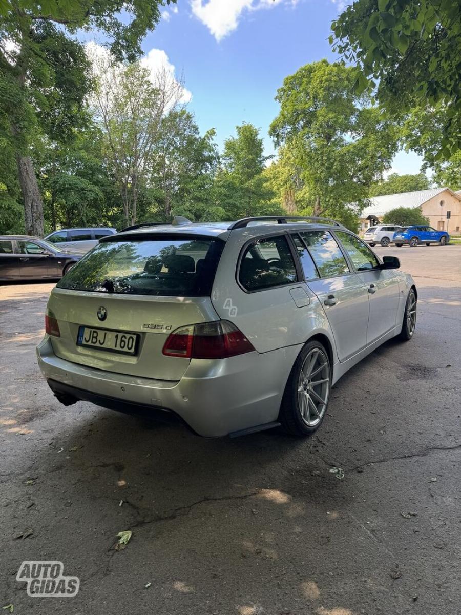 Grey BMW 535 2005 in Vilnius, with an engine capacity of 3.00 L and mileage of 435 thousand km for 3600 €, photo 11 on AUTOMOTO.COM.LV