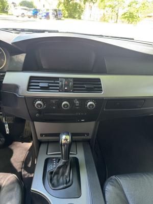 Grey BMW 535 2005 in Vilnius, with an engine capacity of 3.00 L and mileage of 435 thousand km for 3600 €, photo 20 on AUTOMOTO.COM.LV