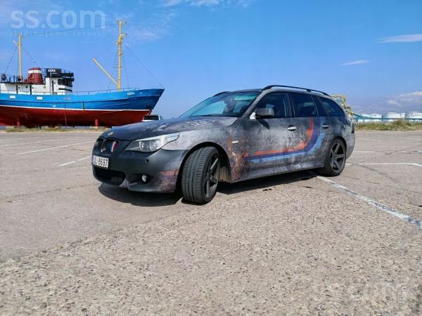 Grey BMW 535 2005 in Ventspils, with an engine capacity of 3.50 L and mileage of 446 thousand km for 4200 €, photo 1 on AUTOMOTO.COM.LV