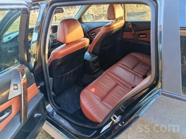 Grey BMW 535 2005 in Ventspils, with an engine capacity of 3.50 L and mileage of 446 thousand km for 3700 €, photo 9 on AUTOMOTO.COM.LV