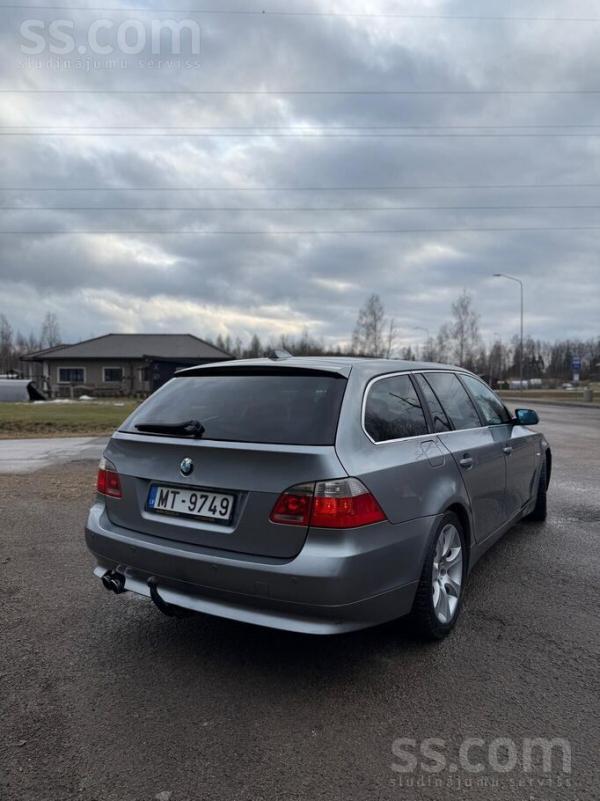 Pelēks BMW 535 2005 Rīga, ar dzinēja tilpumu 3.00 L un nobraukumu 401 tūkst. km par 3900 €, foto 5 vietnē AUTOMOTO.COM.LV