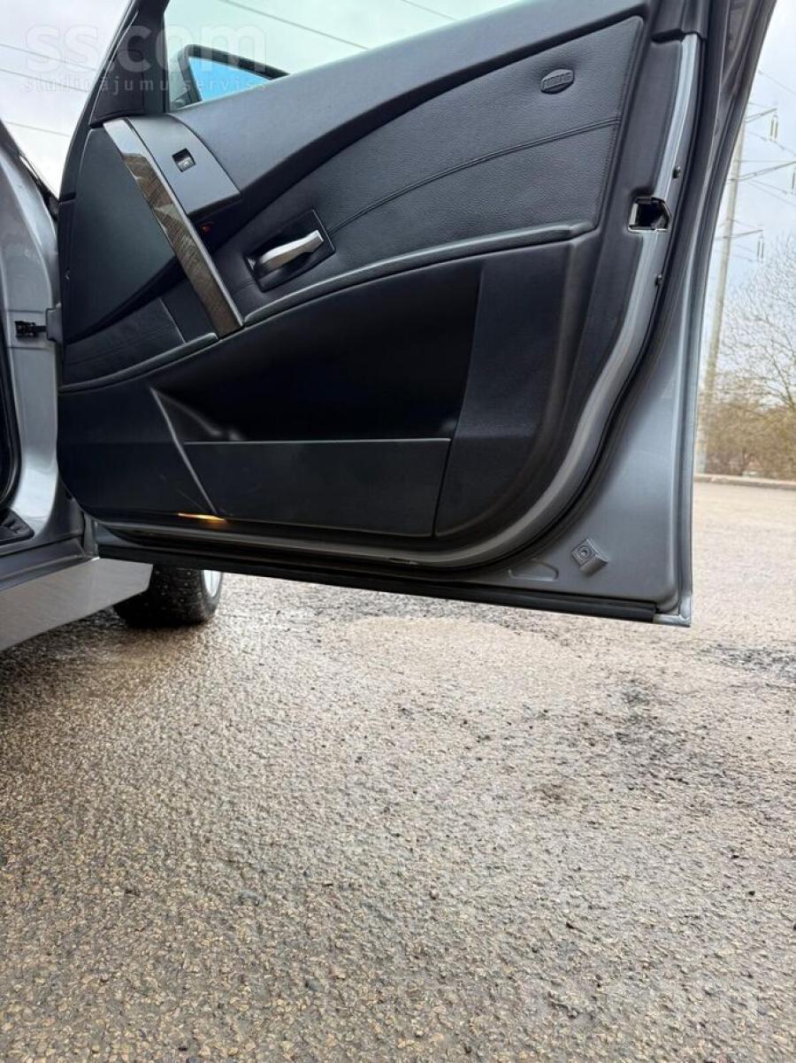 Pelēks BMW 535 2005 Rīga, ar dzinēja tilpumu 3.00 L un nobraukumu 401 tūkst. km par 3900 €, foto 21 vietnē AUTOMOTO.COM.LV