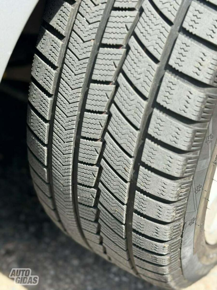Grey BMW 535 2005 in Kaunas, with an engine capacity of 3.00 L and mileage of 318 thousand km for 3150 €, photo 20 on AUTOMOTO.COM.LV