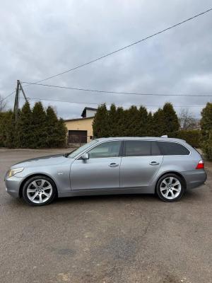 Grey BMW 535 2005 in Riga, with an engine capacity of 3.00 L and mileage of 401 thousand km for 4300 €, photo 4 on AUTOMOTO.COM.LV