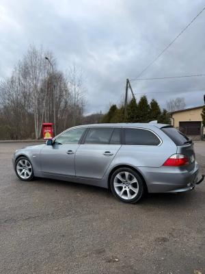 Grey BMW 535 2005 in Riga, with an engine capacity of 3.00 L and mileage of 401 thousand km for 4300 €, photo 7 on AUTOMOTO.COM.LV