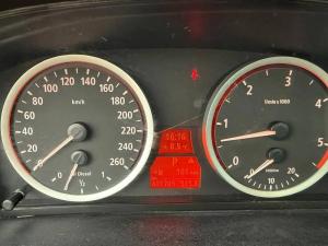 Grey BMW 535 2005 in Riga, with an engine capacity of 3.00 L and mileage of 401 thousand km for 4300 €, photo 16 on AUTOMOTO.COM.LV