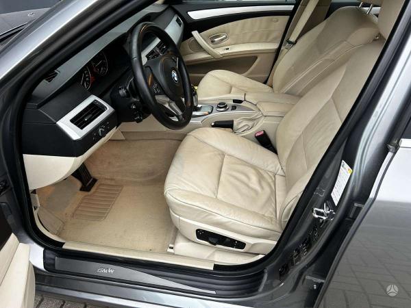 Pelēks BMW 535 2007 Viļņa, ar dzinēja tilpumu 2.99 L un nobraukumu 180 tūkst. km par 7650 €, foto 11 vietnē AUTOMOTO.COM.LV