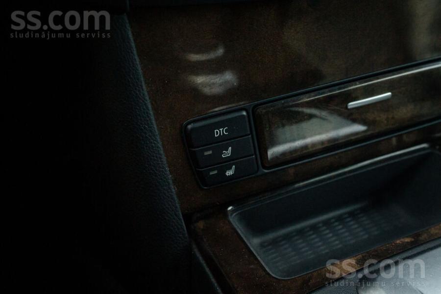 Pelēks BMW 535 2007 Jelgava, ar dzinēja tilpumu 3.00 L un nobraukumu 309 tūkst. km par 7900 €, foto 19 vietnē AUTOMOTO.COM.LV