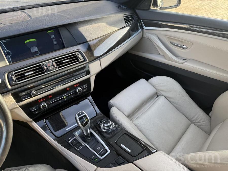 Grey BMW 535 2011 in Riga, with an engine capacity of 3.00 L and mileage of 265 thousand km for 11700 €, photo 13 on AUTOMOTO.COM.LV