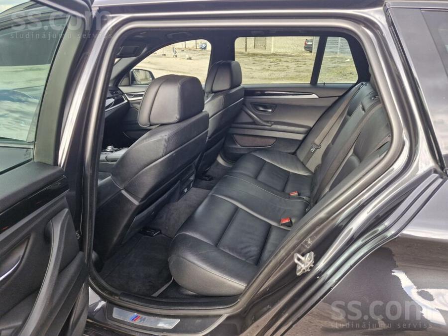 Grey BMW 535 2011 in Bauska, with an engine capacity of 3.00 L and mileage of 317 thousand km for 14000 €, photo 11 on AUTOMOTO.COM.LV