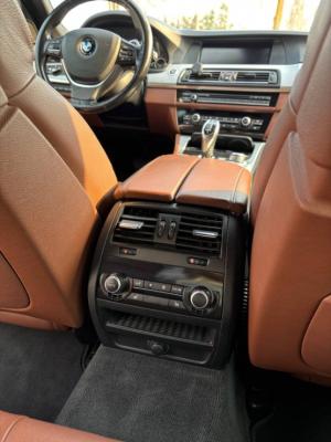 Grey BMW 535 2011 in Riga, with an engine capacity of 3.00 L and mileage of 266 thousand km for 11250 €, photo 20 on AUTOMOTO.COM.LV