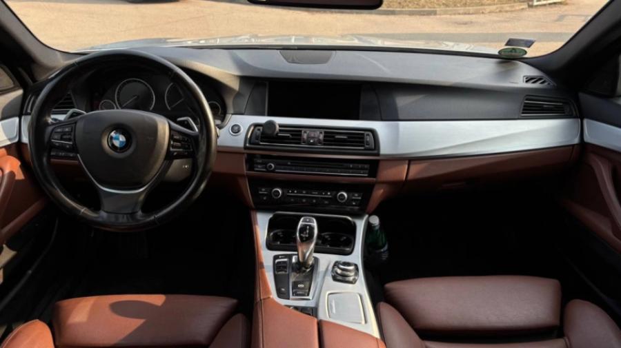 Grey BMW 535 2011 in Riga, with an engine capacity of 3.00 L and mileage of 266 thousand km for 11250 €, photo 28 on AUTOMOTO.COM.LV