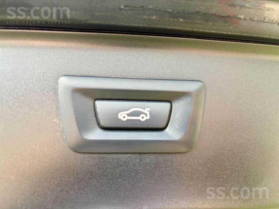 Grey BMW 535 2011 in Valmiera, with an engine capacity of 3.00 L and mileage of 204 thousand km for 11800 €, photo 25 on AUTOMOTO.COM.LV