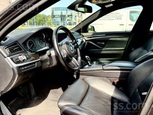 Grey BMW 535 2011 in Valmiera, with an engine capacity of 3.00 L and mileage of 204 thousand km for 11800 €, photo 28 on AUTOMOTO.COM.LV