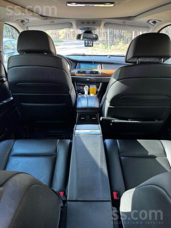 Pelēks BMW 535 2011 Tukums, ar dzinēja tilpumu 3.00 L un nobraukumu 323 tūkst. km par 9850 €, foto 4 vietnē AUTOMOTO.COM.LV