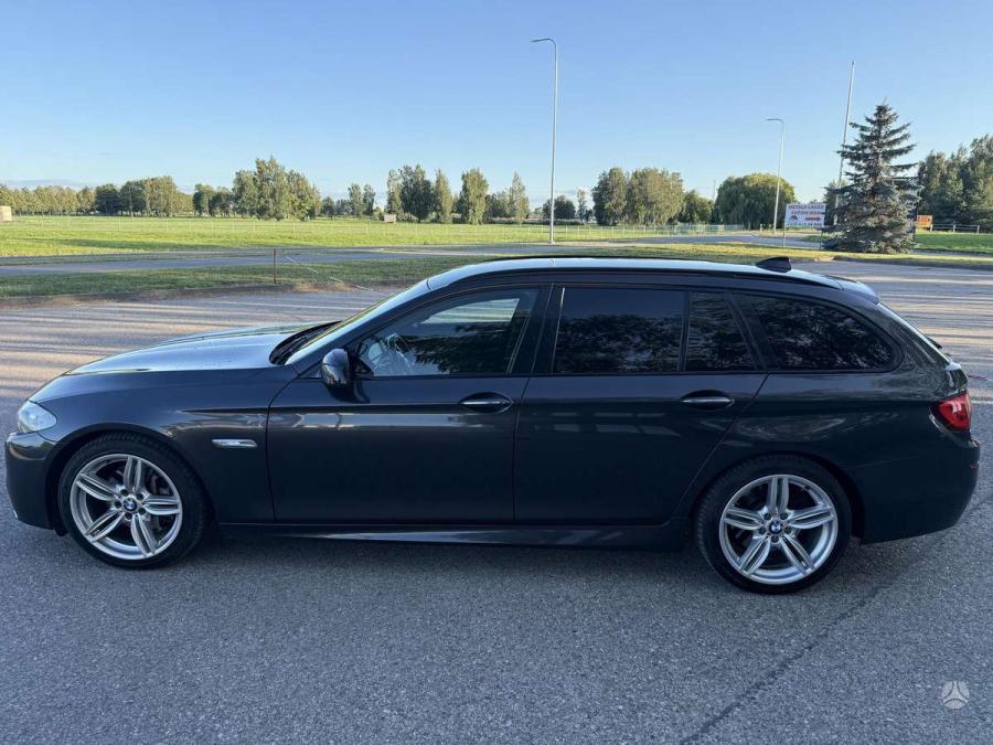 Pelēks BMW 535 2011 Marijampole, ar dzinēja tilpumu 2.99 L un nobraukumu 258 tūkst. km par 9500 €, foto 7 vietnē AUTOMOTO.COM.LV