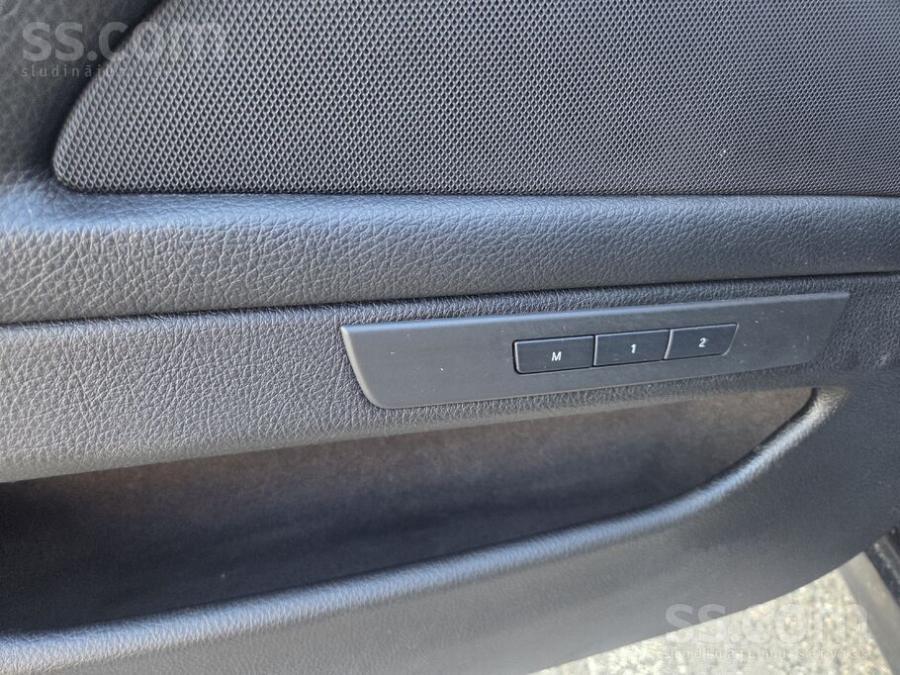 Grey BMW 535 2012 in Riga, with an engine capacity of 3.00 L and mileage of 0 thousand km for 9900 €, photo 10 on AUTOMOTO.COM.LV