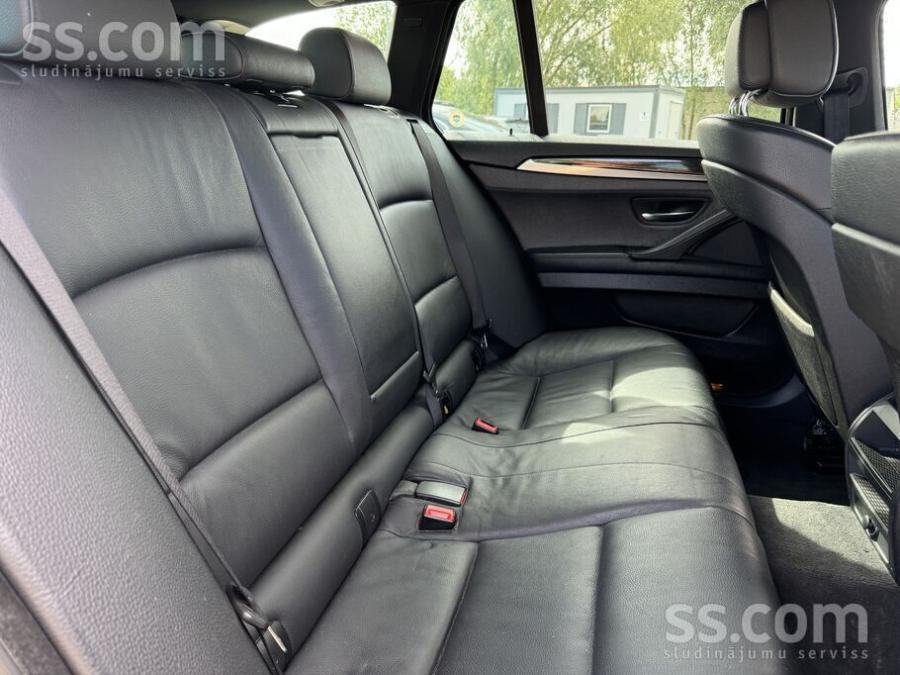 Pelēks BMW 535 2012 Valmiera, ar dzinēja tilpumu 3.50 L un nobraukumu 240 tūkst. km par 11490 €, foto 18 vietnē AUTOMOTO.COM.LV