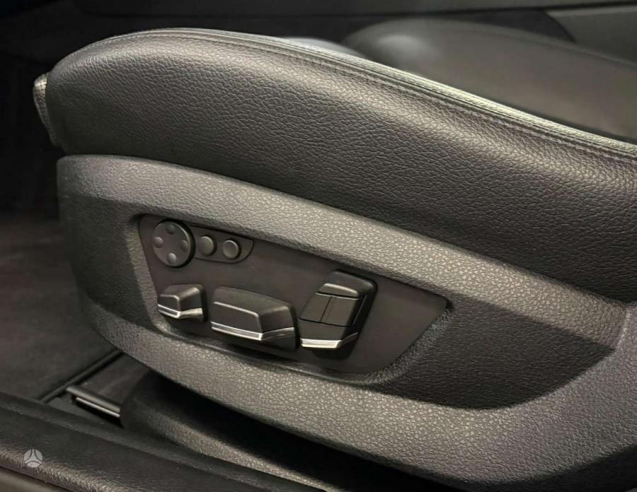 Pelēks BMW 535 2012 Marijampole, ar dzinēja tilpumu 2.99 L un nobraukumu 284 tūkst. km par 9999 €, foto 27 vietnē AUTOMOTO.COM.LV
