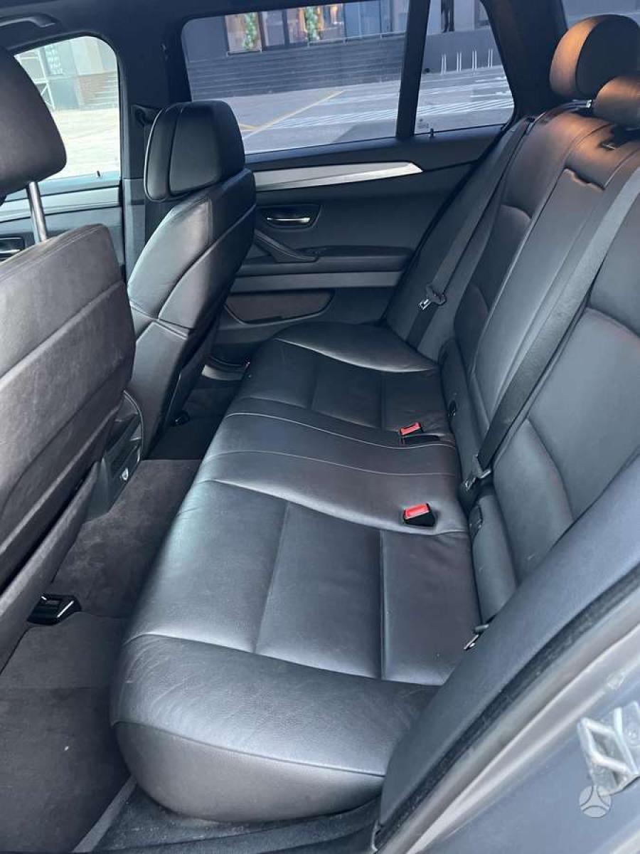 Grey BMW 535 2012 in Kaunas, with an engine capacity of 2.99 L and mileage of 278 thousand km for 12000 €, photo 13 on AUTOMOTO.COM.LV