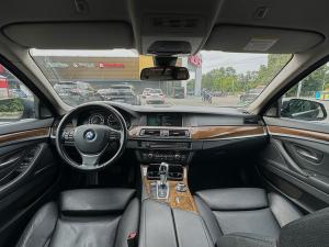 Grey BMW 535 2012 in Tallinn, with an engine capacity of 3.00 L and mileage of 267 thousand km for 11990 €, photo 9 on AUTOMOTO.COM.LV