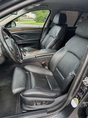 Pelēks BMW 535 2012 Tallina, ar dzinēja tilpumu 3.00 L un nobraukumu 267 tūkst. km par 11990 €, foto 23 vietnē AUTOMOTO.COM.LV