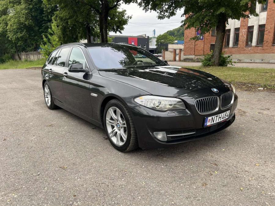 Grey BMW 535 2013 in Kaunas, with an engine capacity of 2.99 L and mileage of 283 thousand km for 8400 €, photo 3 on AUTOMOTO.COM.LV