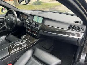 Grey BMW 535 2013 in Kaunas, with an engine capacity of 2.99 L and mileage of 283 thousand km for 8400 €, photo 10 on AUTOMOTO.COM.LV