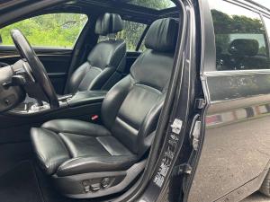 Grey BMW 535 2013 in Kaunas, with an engine capacity of 2.99 L and mileage of 283 thousand km for 8400 €, photo 15 on AUTOMOTO.COM.LV