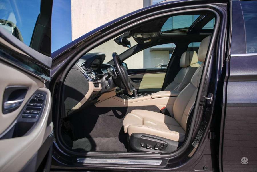 Pelēks BMW 535 2013 Marijampole, ar dzinēja tilpumu 2.99 L un nobraukumu 282 tūkst. km par 12750 €, foto 28 vietnē AUTOMOTO.COM.LV