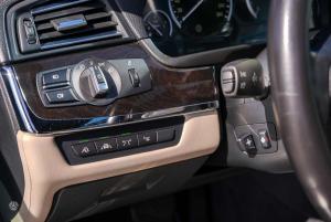Pelēks BMW 535 2013 Marijampole, ar dzinēja tilpumu 2.99 L un nobraukumu 282 tūkst. km par 12750 €, foto 31 vietnē AUTOMOTO.COM.LV