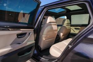 Pelēks BMW 535 2013 Marijampole, ar dzinēja tilpumu 2.99 L un nobraukumu 282 tūkst. km par 12750 €, foto 35 vietnē AUTOMOTO.COM.LV