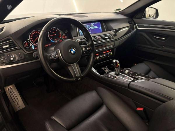 Grey BMW 535 2013 in Marijampole, with an engine capacity of 2.99 L and mileage of 232 thousand km for 10750 €, photo 3 on AUTOMOTO.COM.LV