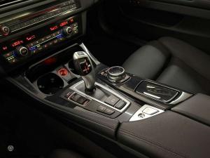 Pelēks BMW 535 2014 Marijampole, ar dzinēja tilpumu 2.99 L un nobraukumu 266 tūkst. km par 11900 €, foto 14 vietnē AUTOMOTO.COM.LV
