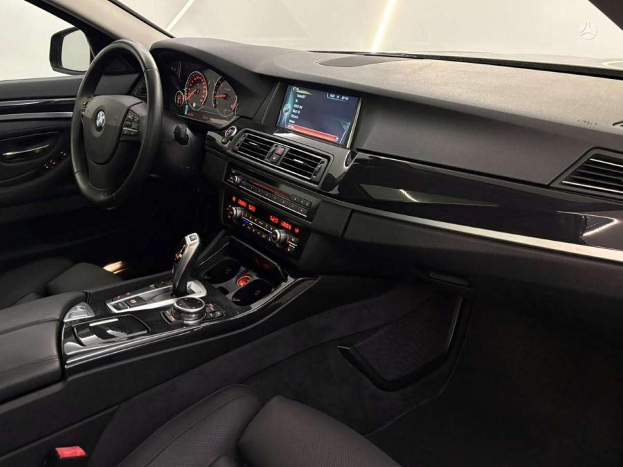 Pelēks BMW 535 2014 Marijampole, ar dzinēja tilpumu 2.99 L un nobraukumu 266 tūkst. km par 11900 €, foto 17 vietnē AUTOMOTO.COM.LV