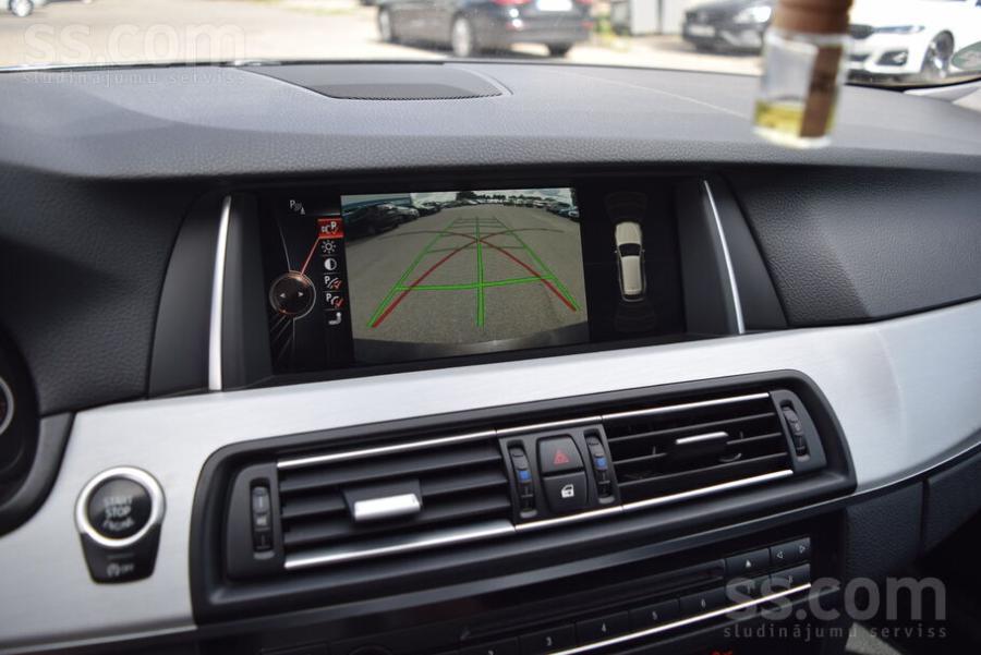Grey BMW 535 2015 in Riga, with an engine capacity of 3.00 L and mileage of 294 thousand km for 13500 €, photo 12 on AUTOMOTO.COM.LV