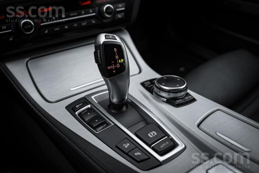 Grey BMW 535 2015 in Riga, with an engine capacity of 3.00 L and mileage of 251 thousand km for 13500 €, photo 23 on AUTOMOTO.COM.LV