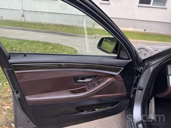Pelēks BMW 535 2016 Rīga, ar dzinēja tilpumu 3.00 L un nobraukumu 231 tūkst. km par 15800 €, foto 9 vietnē AUTOMOTO.COM.LV