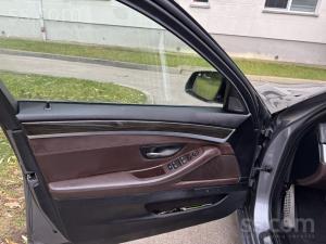 Grey BMW 535 2016 in Riga, with an engine capacity of 3.00 L and mileage of 231 thousand km for 15800 €, photo 10 on AUTOMOTO.COM.LV