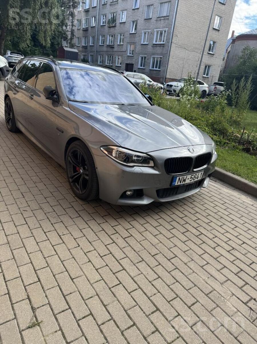 Grey BMW 535 2016 in Riga, with an engine capacity of 3.00 L and mileage of 231 thousand km for 15800 €, photo 21 on AUTOMOTO.COM.LV