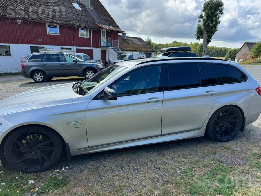 Grey BMW 535 2016 in Riga, with an engine capacity of 3.50 L and mileage of 326 thousand km for 15700 €, photo 5 on AUTOMOTO.COM.LV