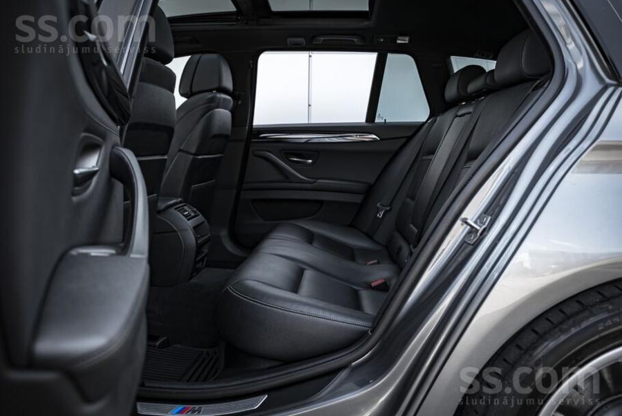 Pelēks BMW 535 2016 Rīga, ar dzinēja tilpumu 3.00 L un nobraukumu 334 tūkst. km par 12995 €, foto 15 vietnē AUTOMOTO.COM.LV