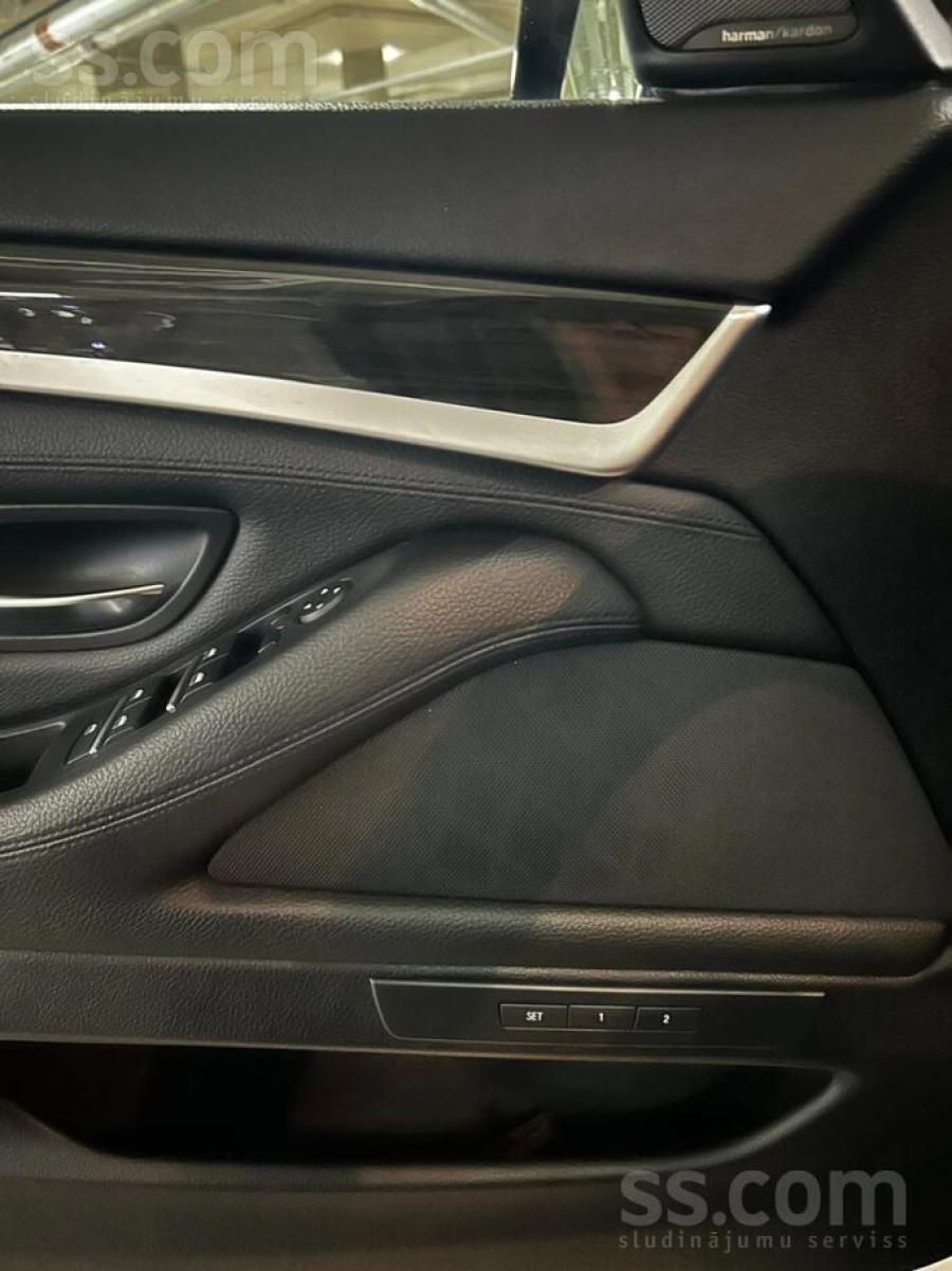 Pelēks BMW 535 2017 Rīga, ar dzinēja tilpumu 3.00 L un nobraukumu 218 tūkst. km par 12900 €, foto 13 vietnē AUTOMOTO.COM.LV