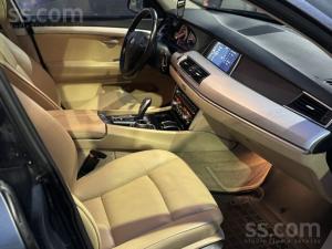 BMW 535 2010 in Riga, with an engine capacity of 3.00 L and mileage of 172 thousand km for 7700 €, photo 9 on AUTOMOTO.COM.LV
