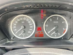Красный БМВ 535 2005 в Вильнюс, объемом двигателя 3.50 л и пробегом 180 тыс. км за 6999 €, фото 9 на AUTOMOTO.COM.LV
