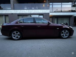Red BMW 535 2005 in Vilnius, with an engine capacity of 3.50 L and mileage of 180 thousand km for 5999 €, photo 5 on AUTOMOTO.COM.LV