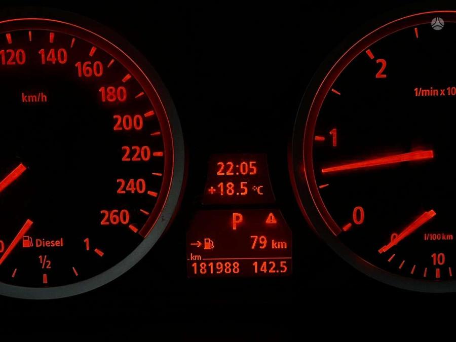 Red BMW 535 2005 in Vilnius, with an engine capacity of 3.50 L and mileage of 180 thousand km for 5999 €, photo 22 on AUTOMOTO.COM.LV