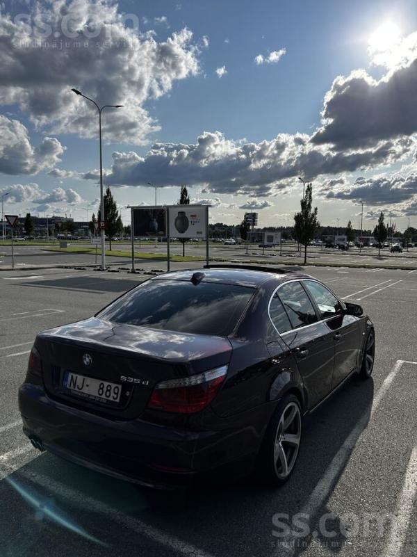 Sarkans BMW 535 2007 Rīga, ar dzinēja tilpumu 3.00 L un nobraukumu 367 tūkst. km par 9000 €, foto 6 vietnē AUTOMOTO.COM.LV